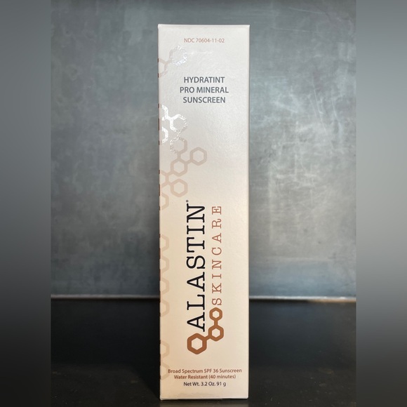 Alastin | Skincare | Alastin Hydratint Pro Mineral Sunscreen Spf 36 New ...